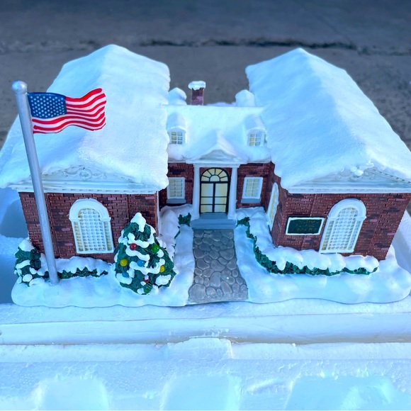Norman Rockwell | Holiday | Norman Rockwell Hawthorne Village Christmas ...